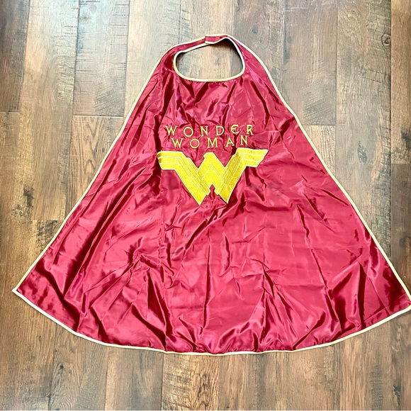 Six Flags | Accessories | Wonder Woman Cape One Size Six Flags Theme ...